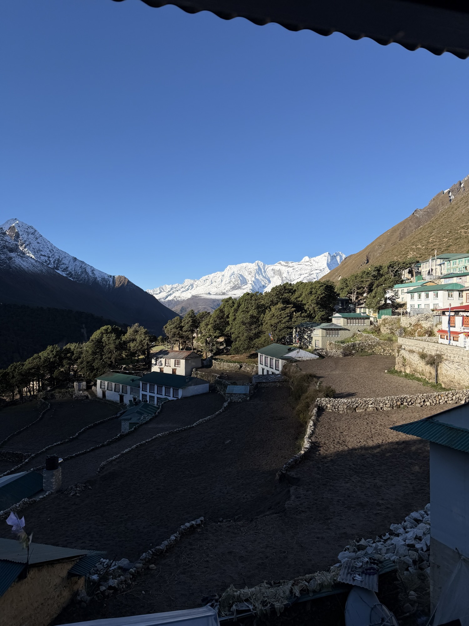 Pangboche to Dingboche – Travel Pig